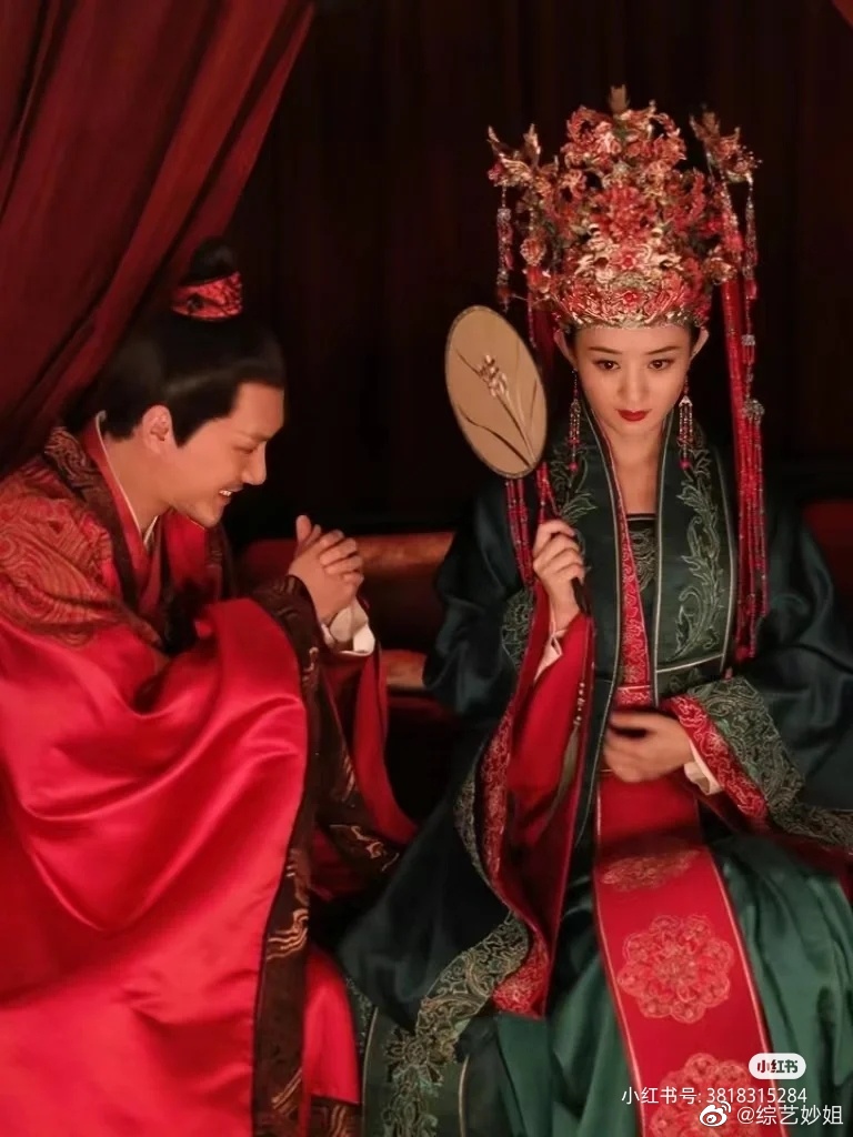 电视剧中的中式婚服，你pick哪一套__财经头条