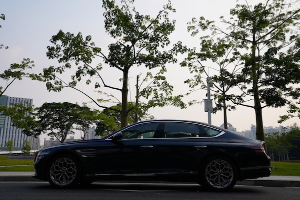 对BBA审美疲劳？看看这台来自韩系的豪华车，试驾捷尼赛思G80-新浪汽车