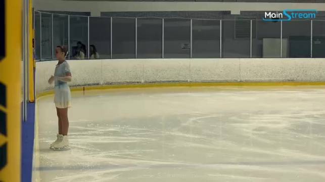 【24-25】小麻豆Maria MAZUR(93.98) 2024莫斯科锦标赛女单自由滑 花样滑冰|花样滑冰|自由滑|锦标赛_新浪新闻