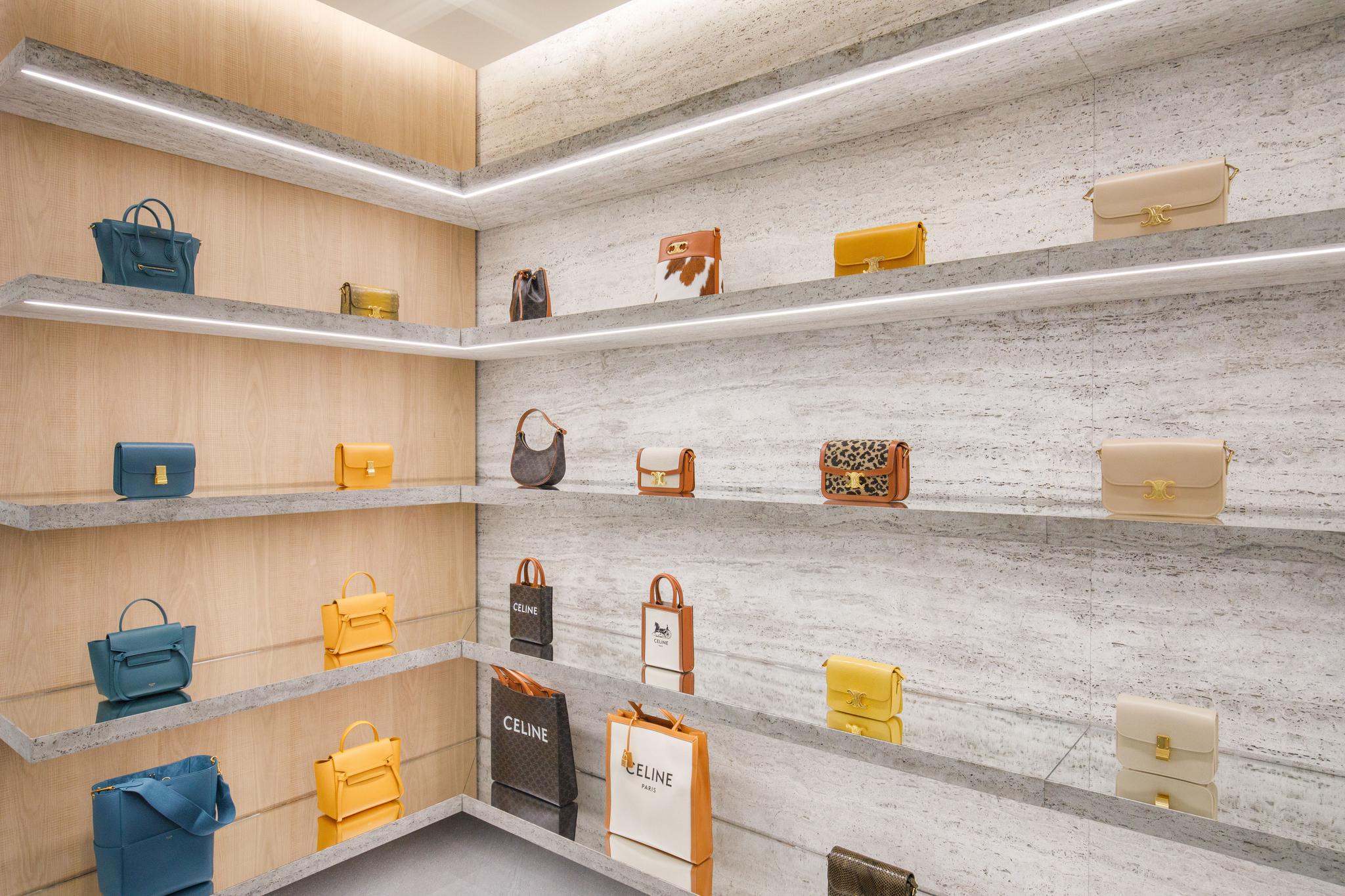 CELINE在上海恒隆广场揭幕全新旗舰店……