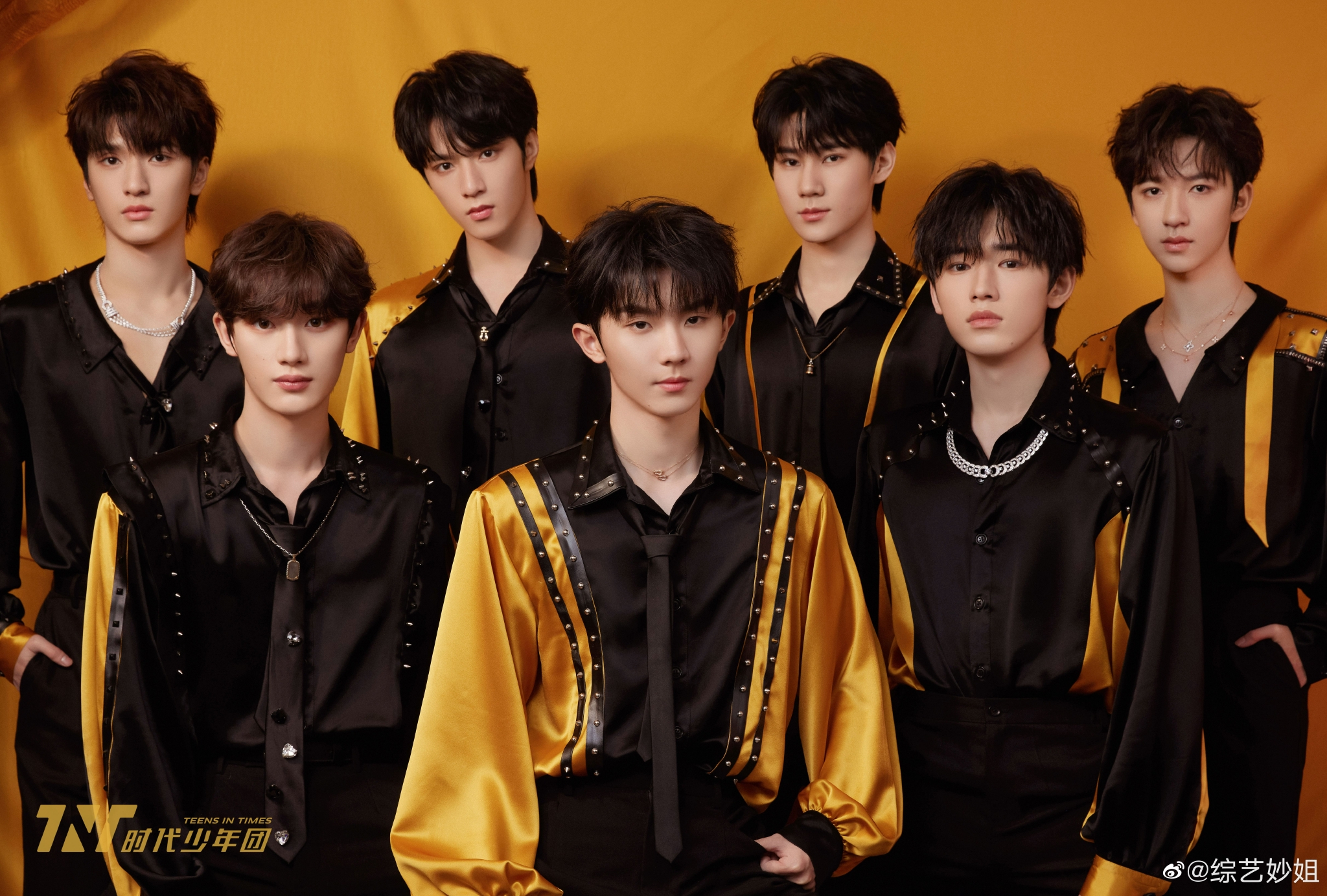 时代少年团新歌的歌名公布🈶《若想念飞行》、《烟花升停在星夜》