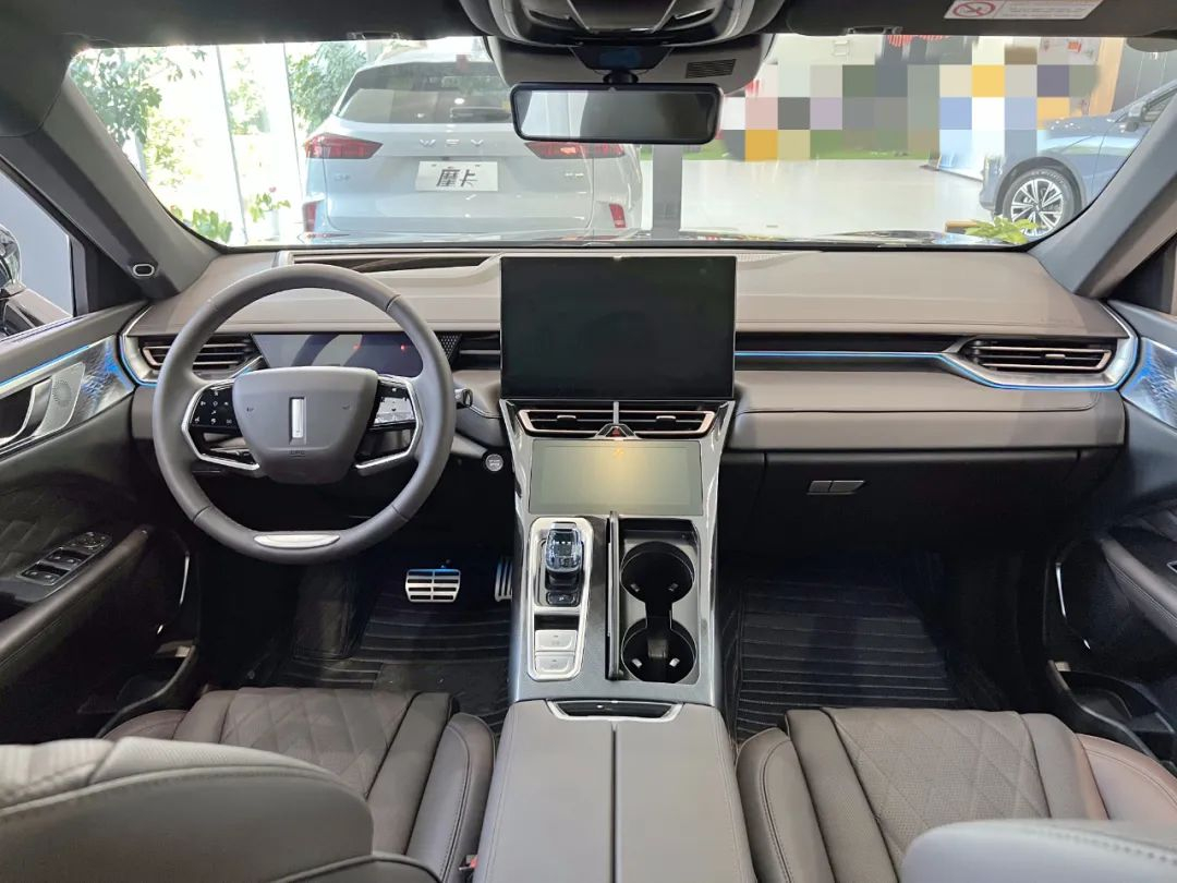 30万买混动国产SUV，比亚迪唐DM-p和摩卡DHT PHEV你会怎么选？