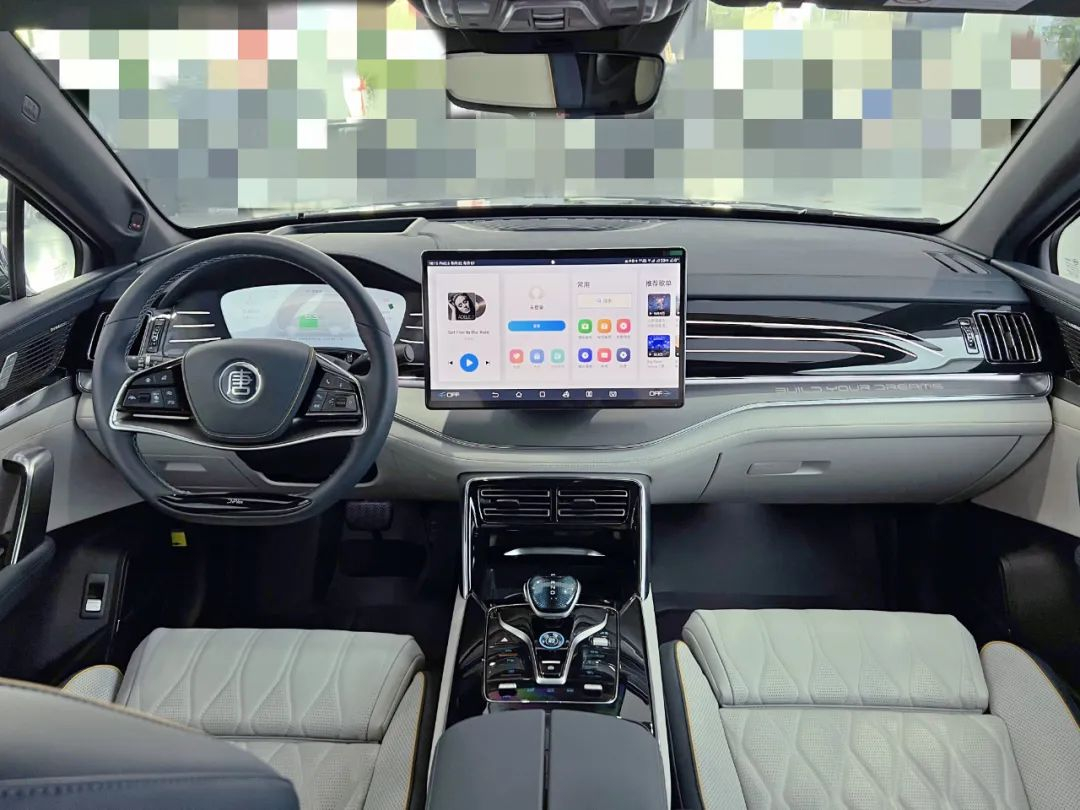 30万买混动国产SUV，比亚迪唐DM-p和摩卡DHT PHEV你会怎么选？