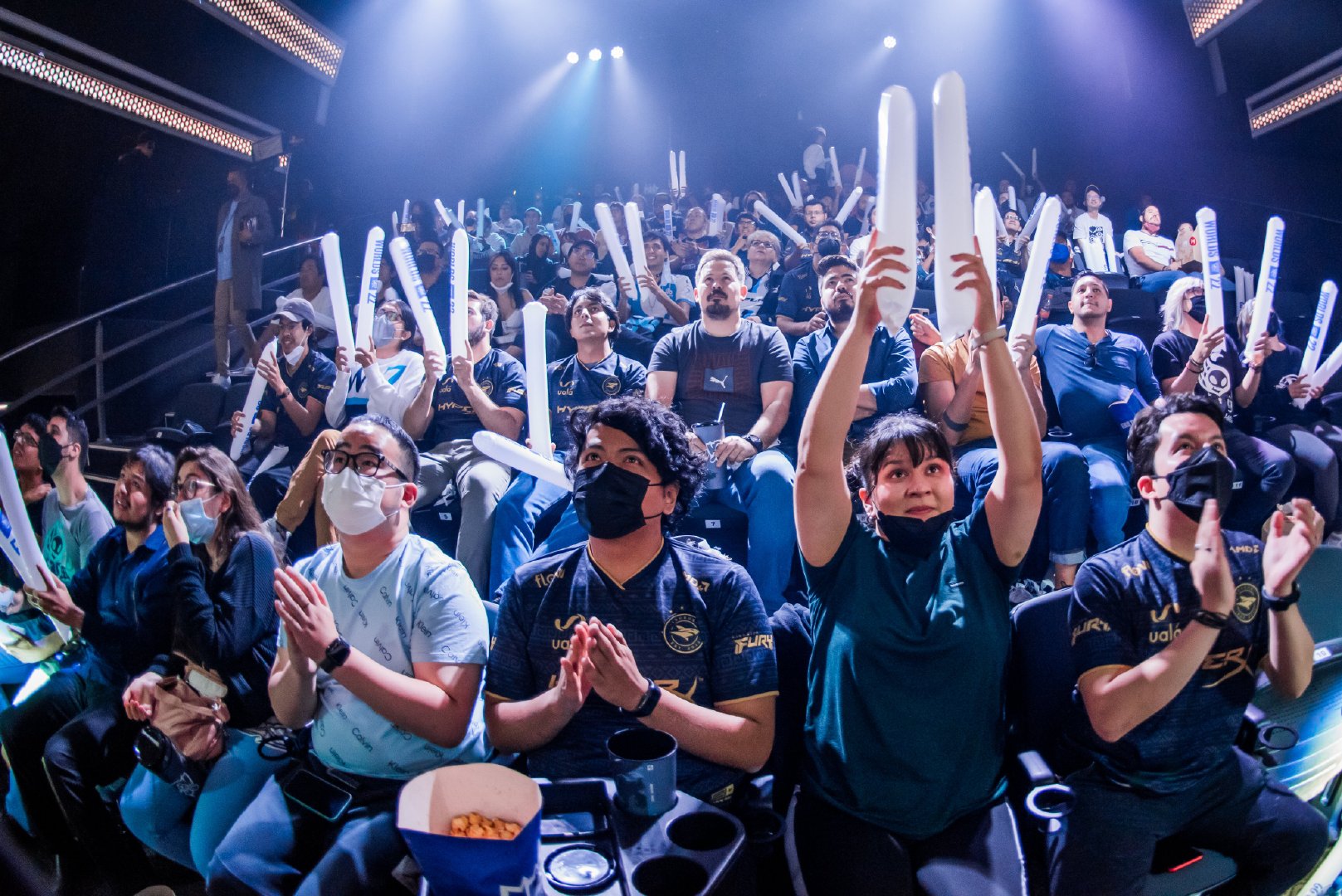 LOL官推更新：WHAT A DAY cr.twi-lolesports__财经头条