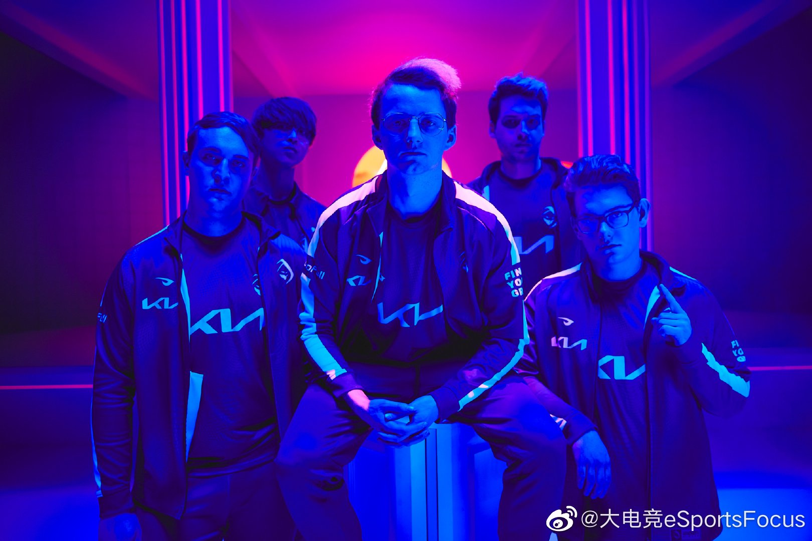 LoL Esports：谁将从A组出线？ RNG&LNG：FPX加油！