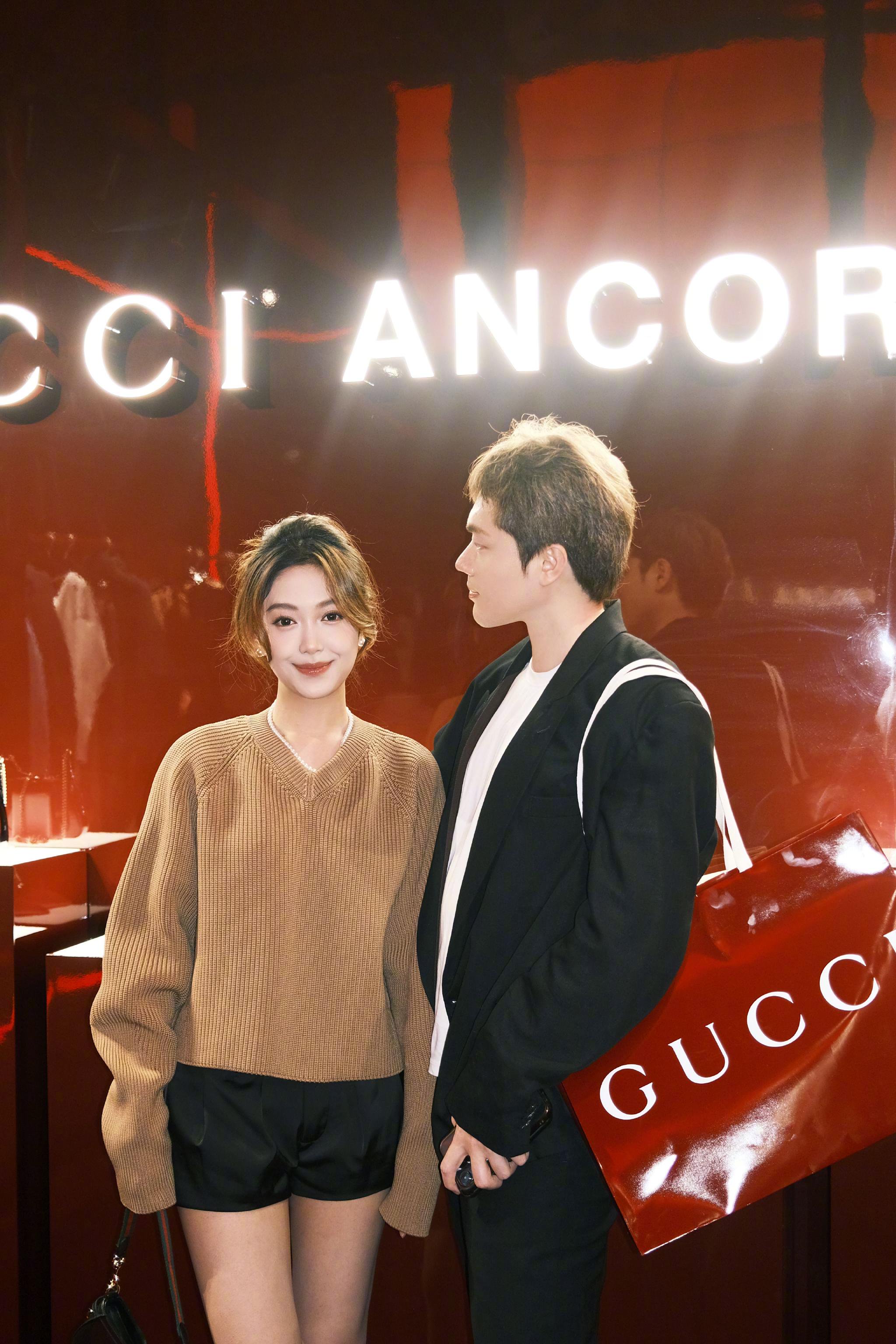 感谢Gucci的邀请，从新加坡到深圳……|新加坡|咖啡杯|超好_新浪新闻