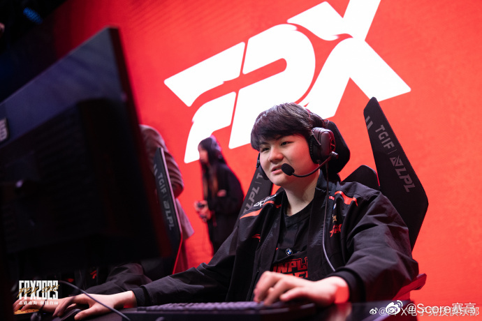 @FPX电子竞技俱乐部 赛前返图