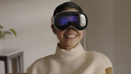 HTC 北美负责人谈 Vision Pro：没有新意，价格过高|HTC|苹果|VR_新浪新闻