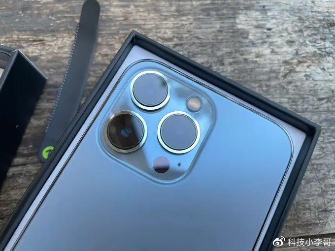 iPhone13 Pro加速跌至“新低价”，你还买iPhone14 Plus吗？__财经头条