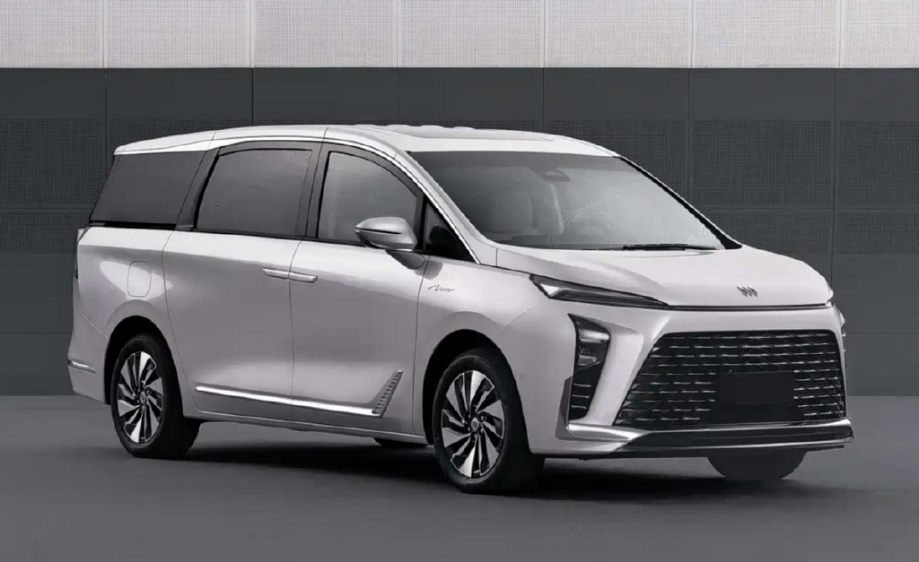 别克GL8陆尊插混谍照，纯电续航202km，还有5C超充-新浪汽车