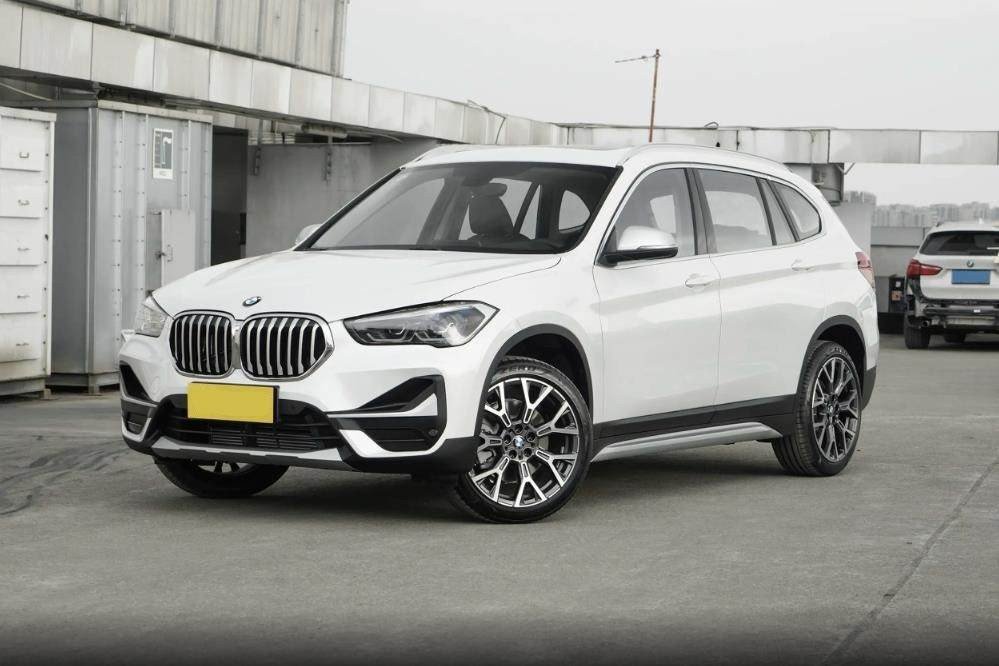 宝马入门SUV，27.98万起售，2780mm轴距，配两款动力，实拍宝马X1-新浪汽车