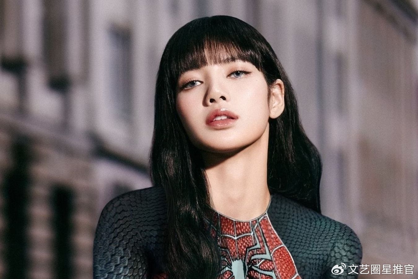 Lisa在巴黎为LV三公子庆生并陪他一周，空姐偶遇称其看着很疲惫|庆生|公子|空姐_新浪新闻