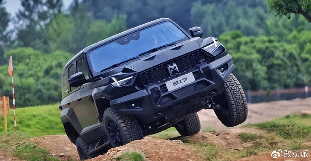 仰望U8同级！猛士917L加长版曝光，尺寸超路虎卫士110！-新浪汽车