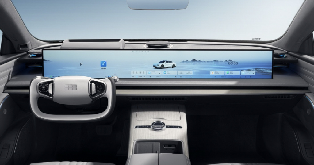 吉利银河E8龙腾版，16.58万起，汉EV都不敢这么整-新浪汽车