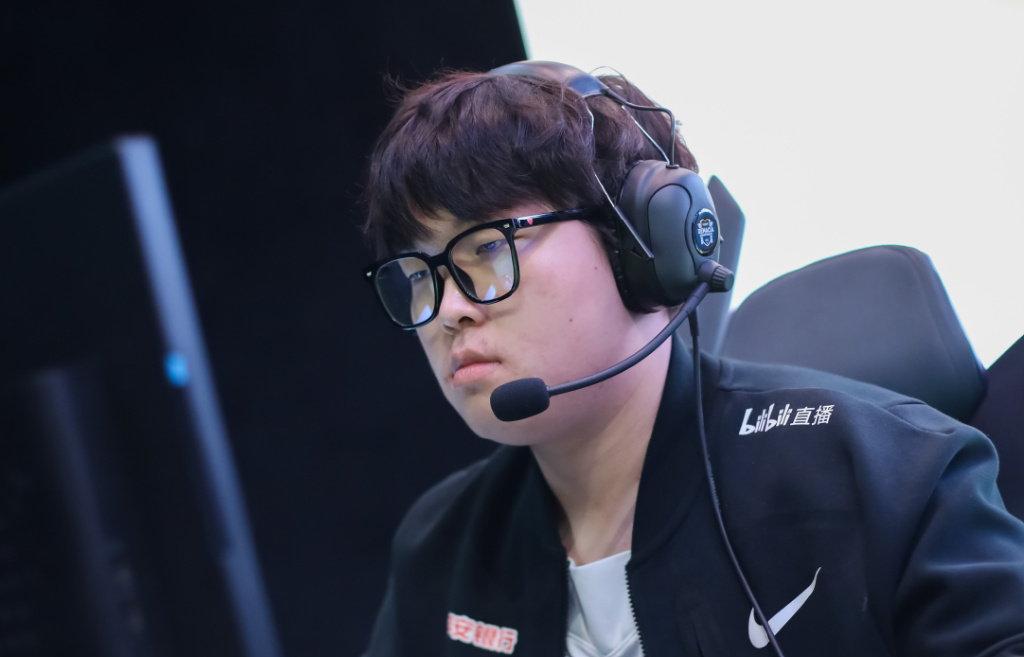 微博杯：拒绝让二追三！BLG击败LNG，捍卫德杯冠军荣耀__财经头条