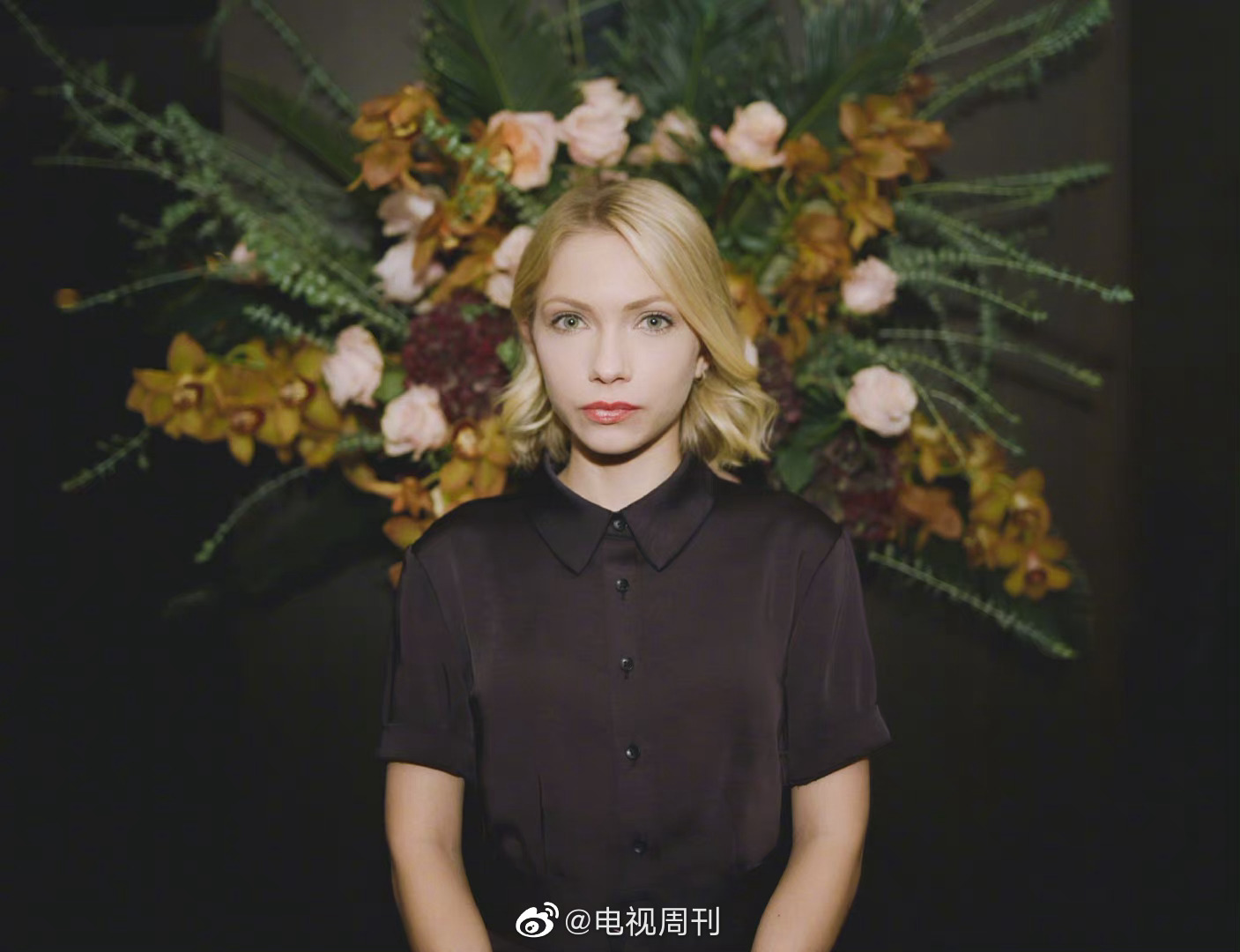 新版《绯闻女孩》发布最新角色定妆照……