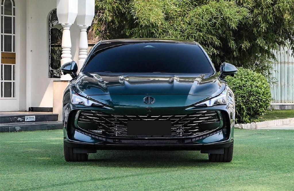 全新MG7内饰曝光，33寸大连屏+无框车门+电动尾翼，搭载2.0T动力-新浪汽车