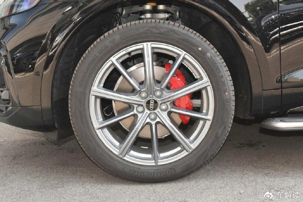 实拍2024款奥迪Q5L，39.9万起，入门2.0T动力9.1秒破百，值吗？-新浪汽车