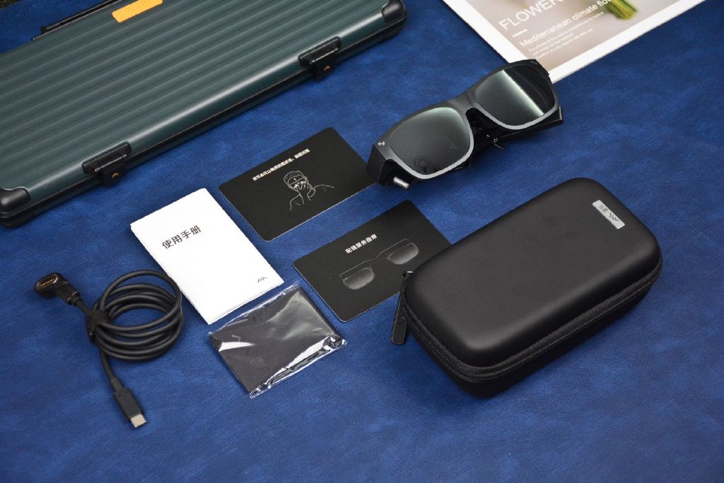 普通眼镜大小，却藏着130英寸巨幕影院？雷鸟Air 1S XR眼镜评测__财经头条