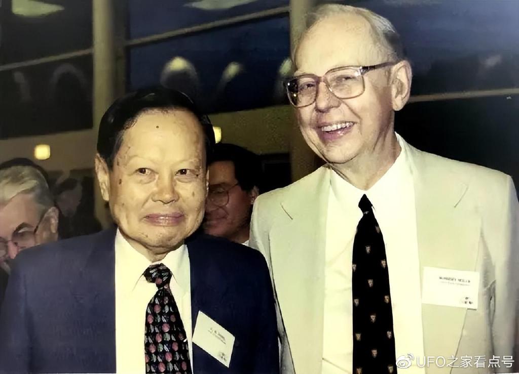 为国奉献52年，101岁杨振宁获港大最高荣誉，颜宁：华人最高成就|杨振宁|诺奖|中美_新浪新闻