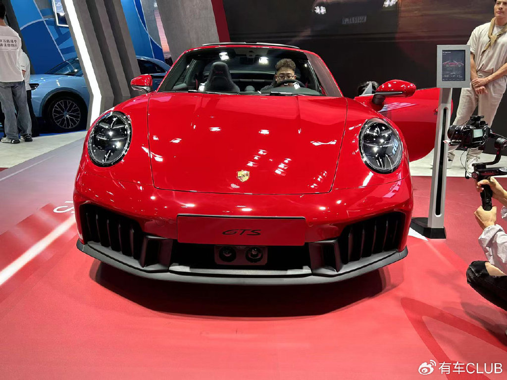 2024广州车展丨新款保时捷911 Targa 4 GTS亮相-新浪汽车