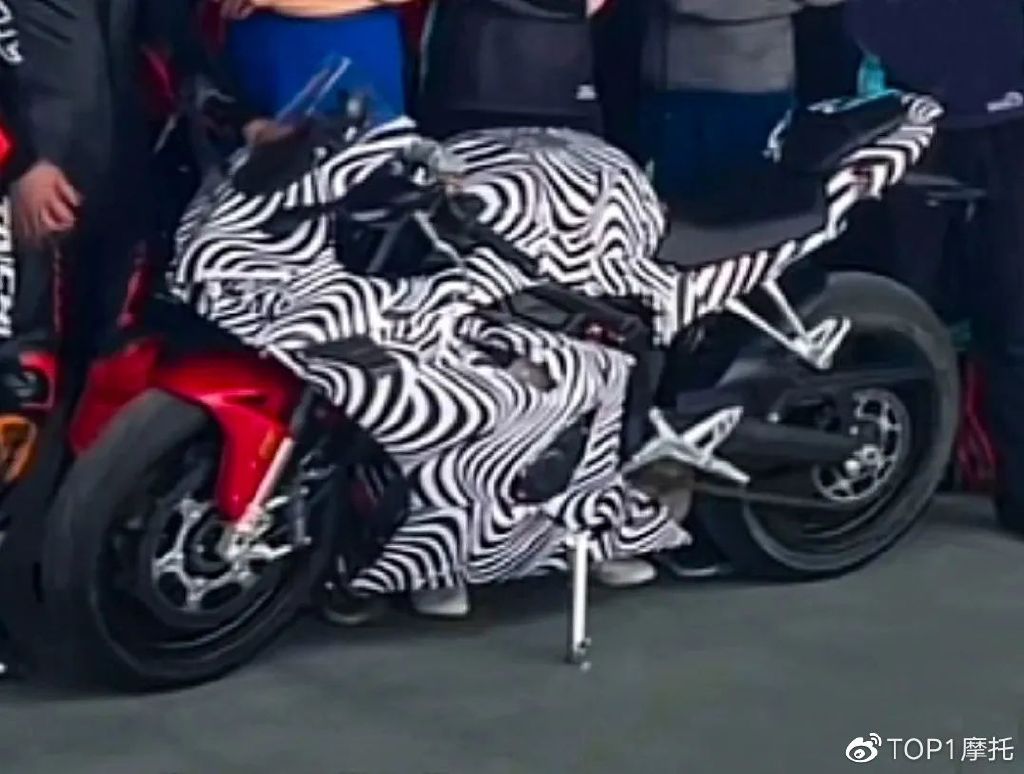 凯越400RR确认北京摩展发布，与川崎ZX4R同场互飙！