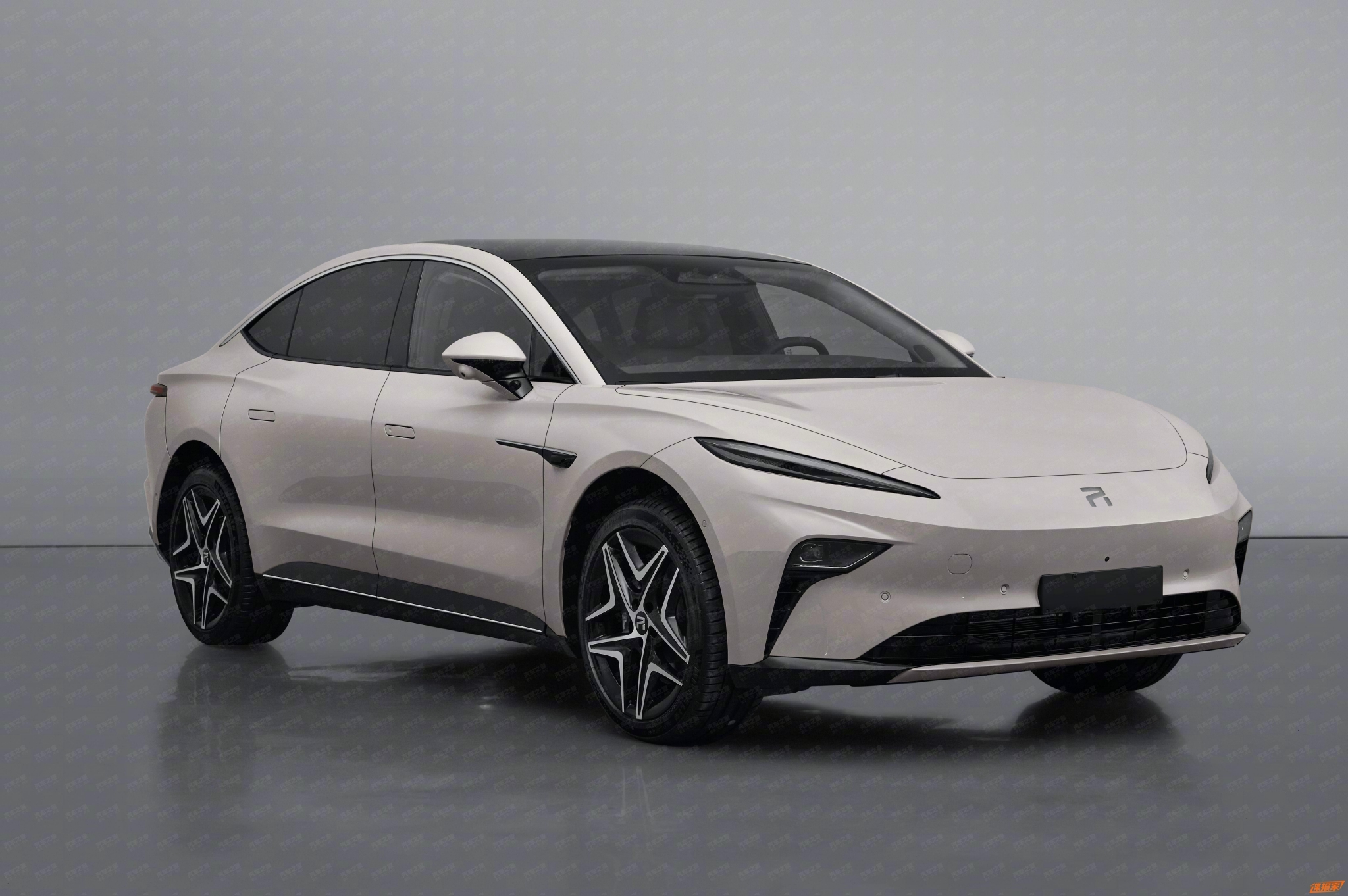 禾赛宣布获得上汽激光雷达前装量产定点-新浪汽车