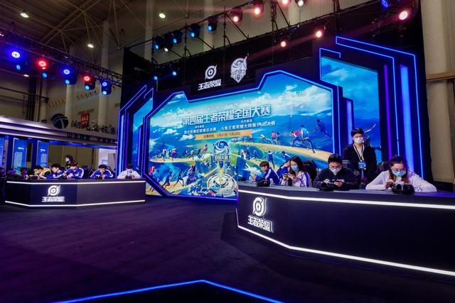薇娅、诺言探展！文博会王者荣耀全国大赛湖北省赛区联赛展台抢先看！|湖北省|武汉|王者_新浪新闻