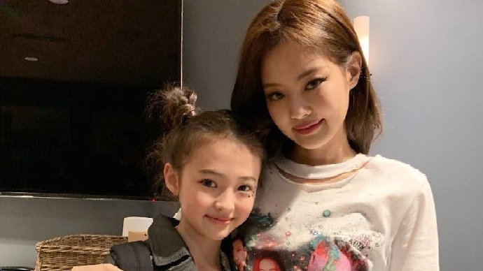 Teddy新女团曝光，她们才是BLACKPINK的后辈团，YG范来源于Teddy|女团|后辈|新人_新浪新闻