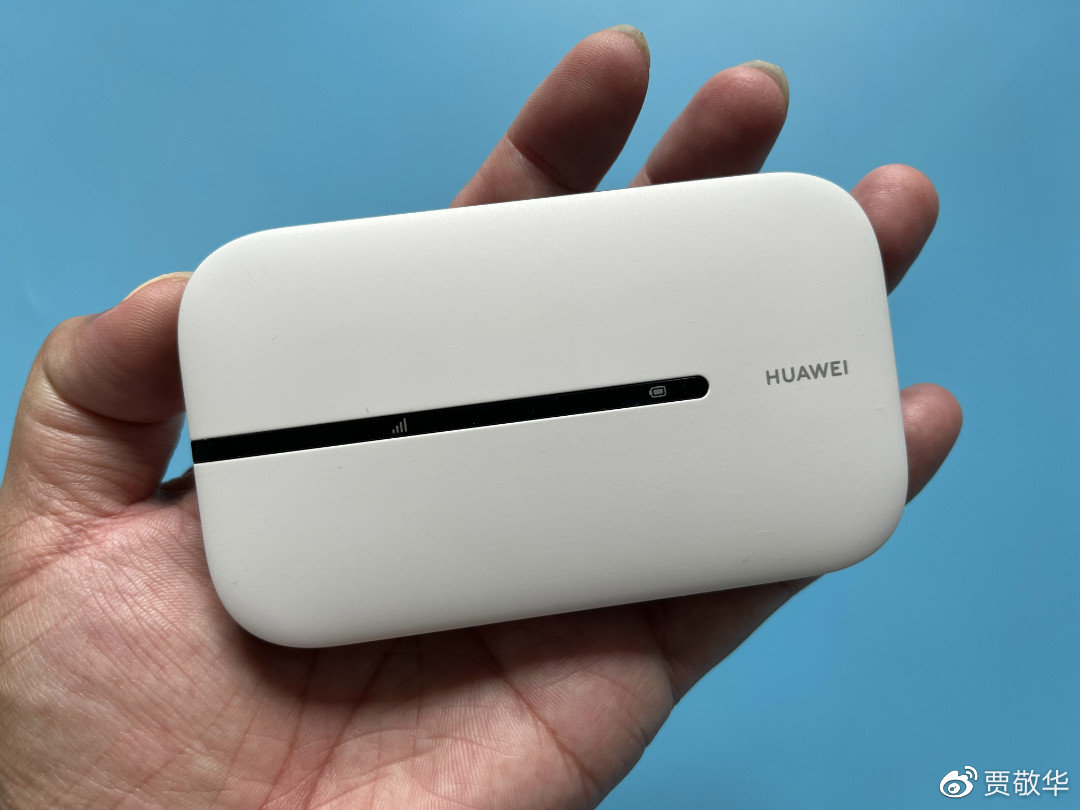9小时长续航 每月2000G流量管够 华为随身Wifi3评测__财经头条