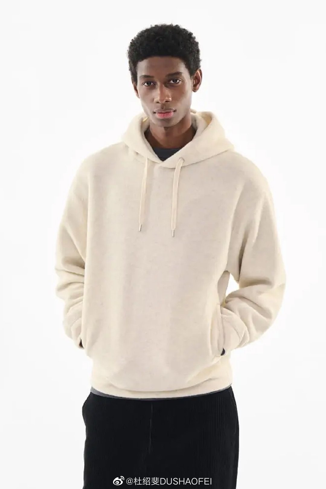 UNIQLO U 2022 秋冬系列 Lookbook__财经头条