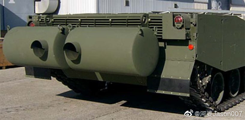 瑞士PZ-87 (豹2)坦克安装动力装置消声器