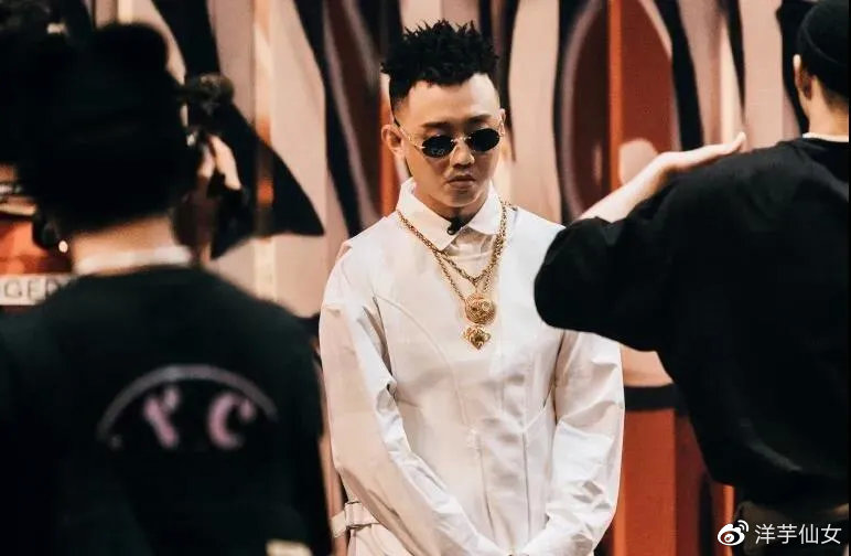 GAI曝光和老婆的聊天记录，这怕是rapper圈最甜的一对夫妻吧？！！！|老婆|王斯然|女朋友_新浪新闻