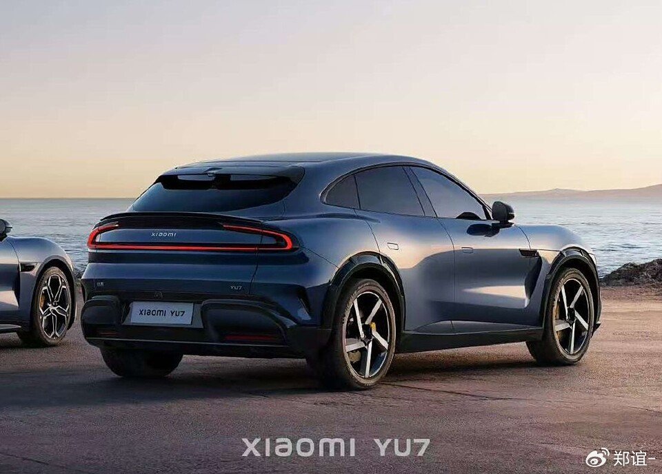 小米YU7发布，价格将在30~40万之间！特斯拉Model Y又危险了！-新浪汽车