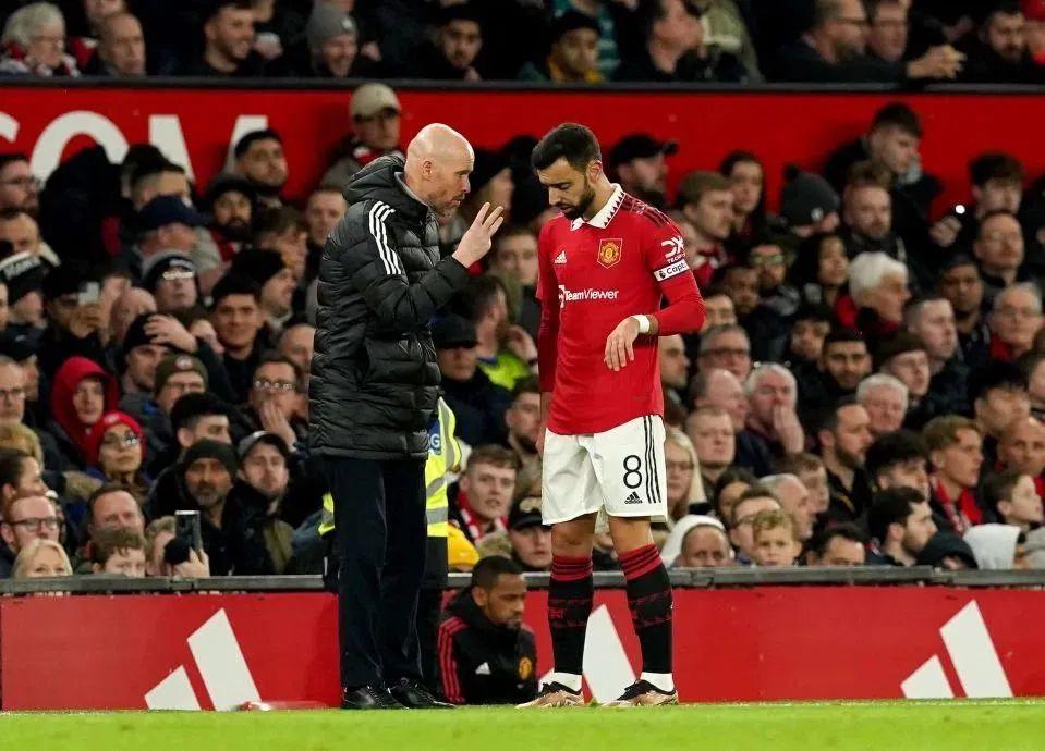 曼联头号铁人加盟3年仅缺阵2天，不伤秘诀曝光！下任队长非他莫属