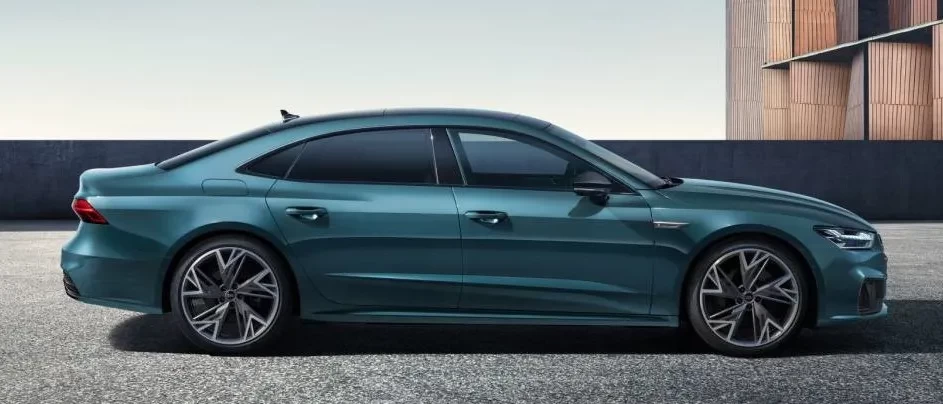 上汽奥迪A7L全球首发，先行版搭载3.0T V6、限量1000台｜上海车展-新浪汽车