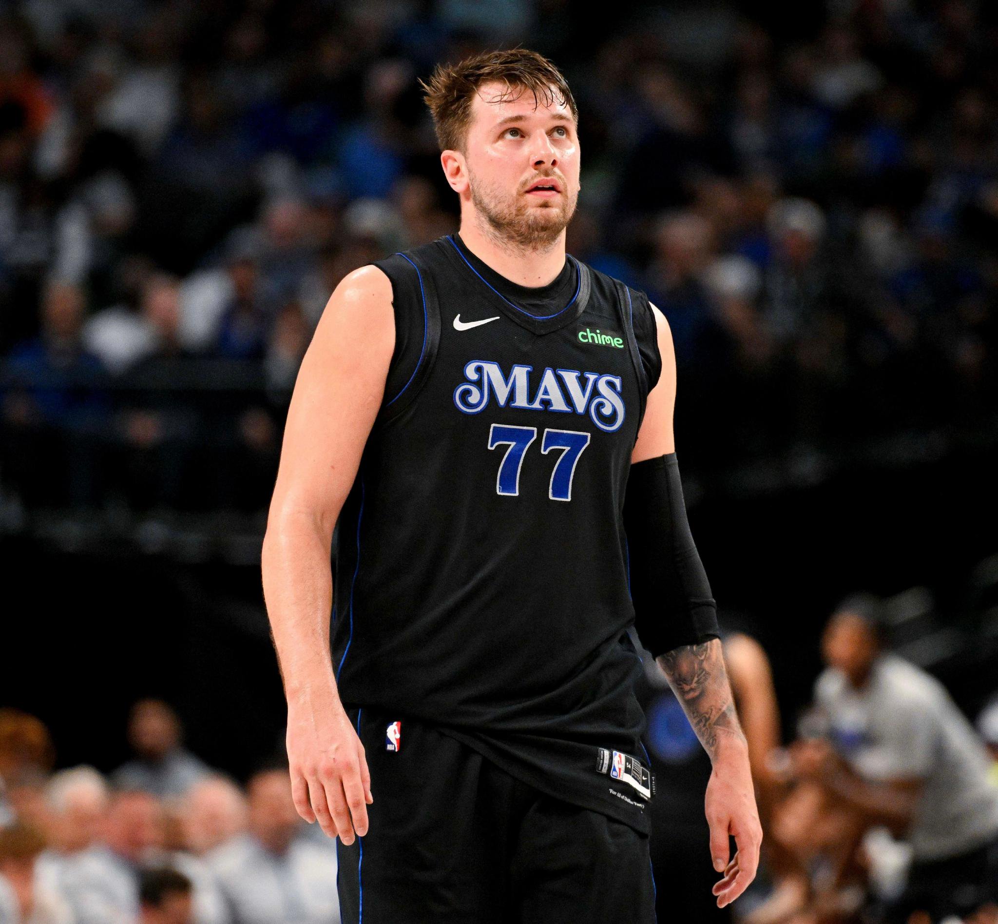 露天看台记者Andy Bailey选出6名总得分有机会到达4万的球员： 1……|看台|露天|机会_新浪新闻