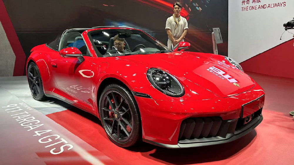 2024广州车展丨新款保时捷911 Targa 4 GTS亮相-新浪汽车