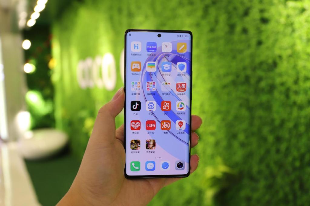 1499元起！荣耀X40系列正式发布：跃级微曲屏+超长续航__财经头条