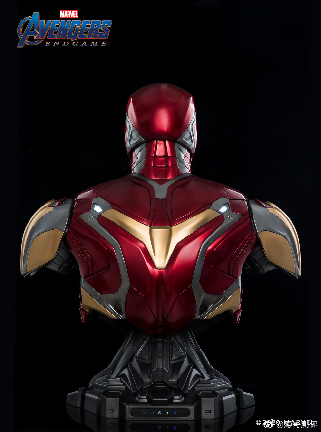 这款漫威正版授权的钢铁侠MK85半身像比例为1/1，全高78cm
