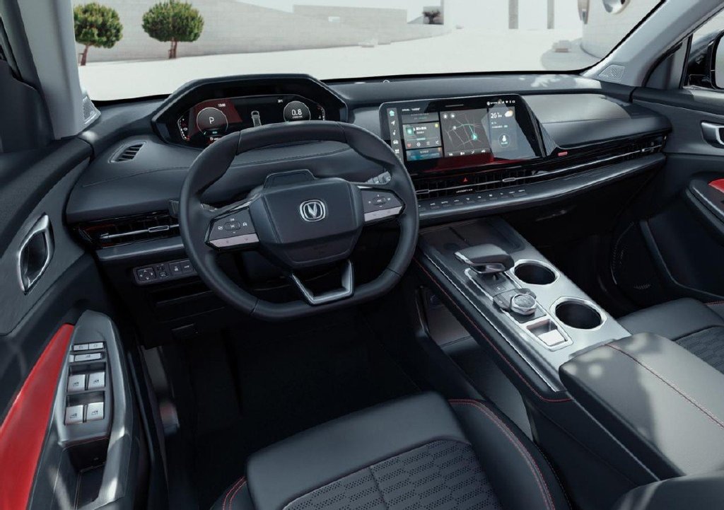 长安CS55PLUS风暴灰限量版8月31日上市，或将搭载1.5T发动机-新浪汽车