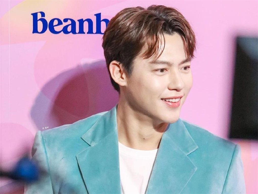 神仙爱情！泰星Mark将举办两场婚礼，要给未婚妻Kim梦想中的婚礼|婚礼|未婚妻|神仙_新浪新闻