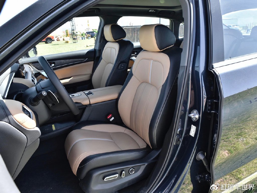 宽享大5座SUV，内饰风格大变样，舒适又静音，解读本田URV-新浪汽车