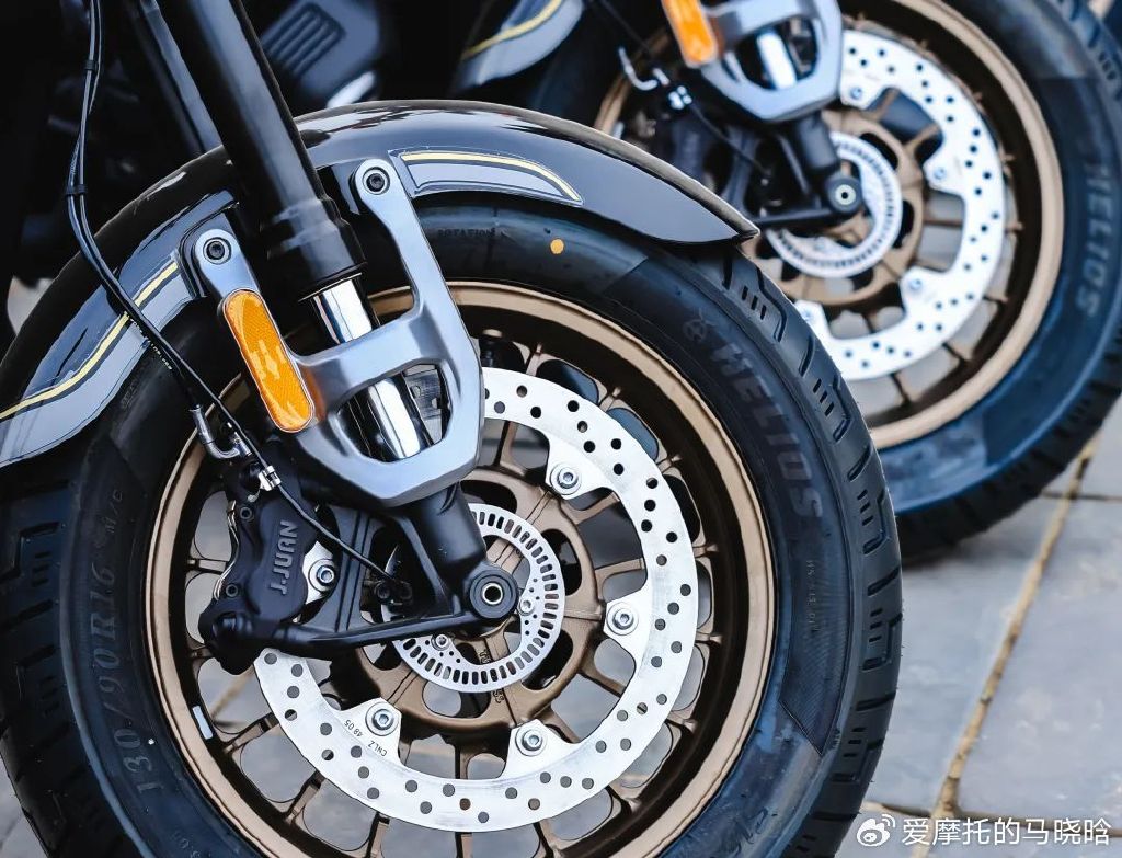 巡航车卷王诞生丨25666元无极CU625实测：V缸平衡轴+散热黑科技-新浪汽车