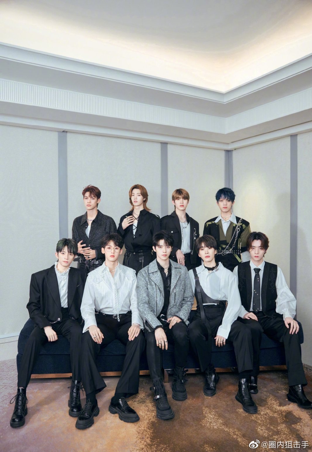 IXFORM合照多多……|邓孝慈|唐九洲|刘隽_新浪新闻