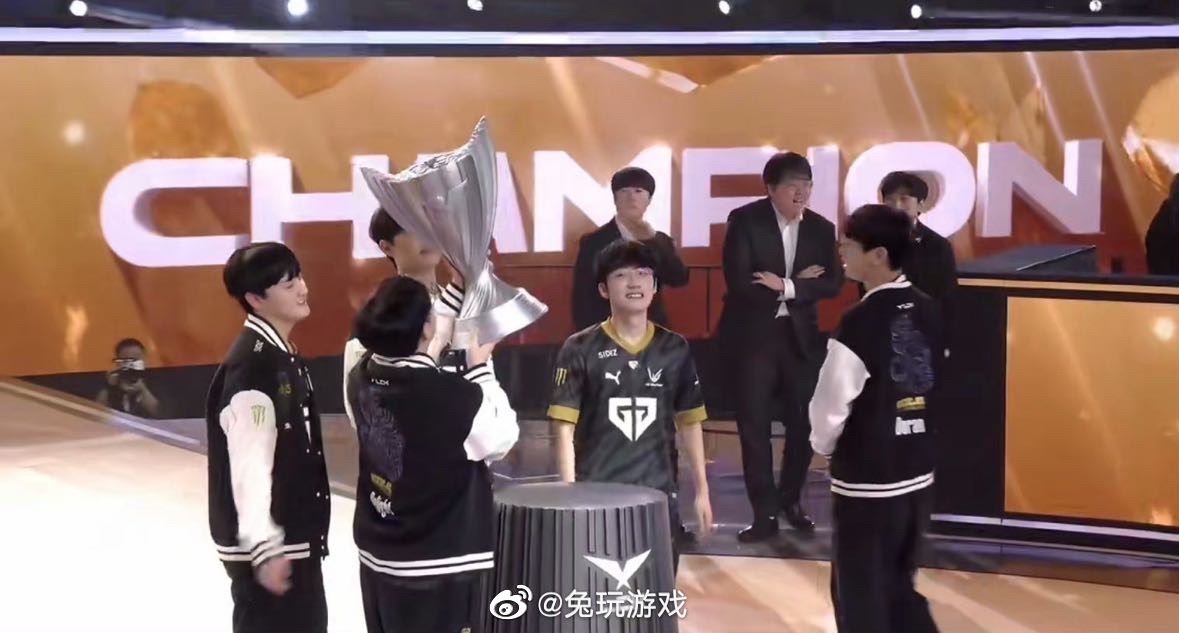 gen夺冠 jdg晋级msi