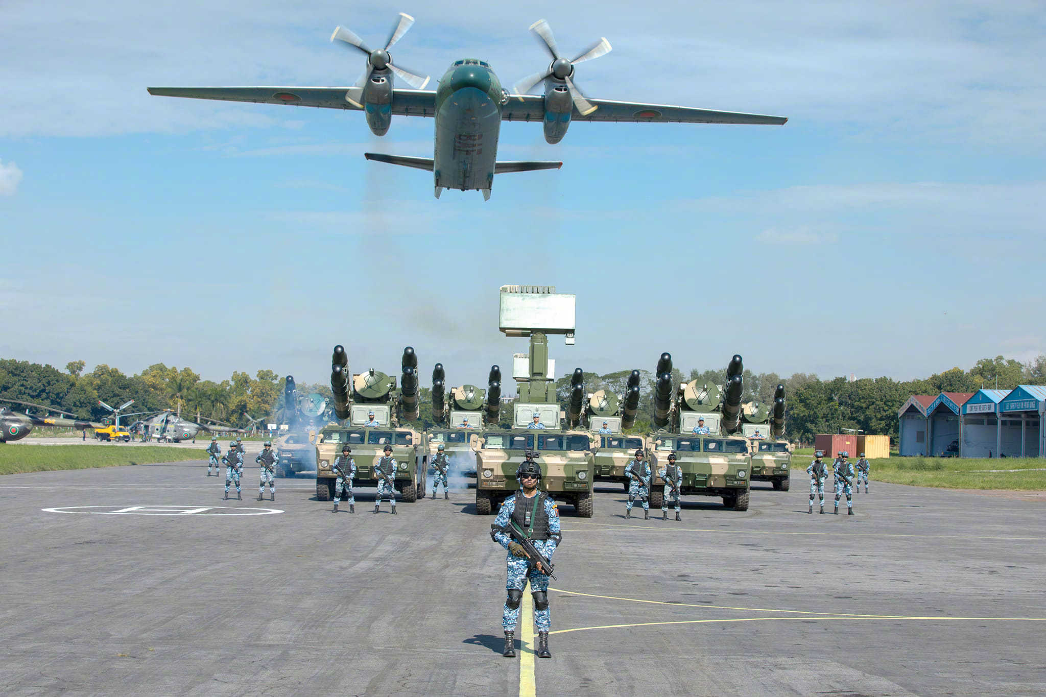 孟加拉国装备的中国产FM-90防空导弹系统……