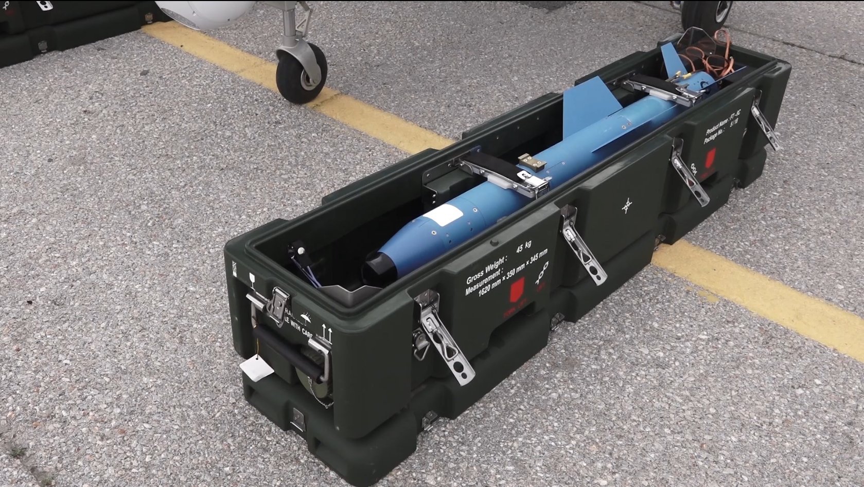 美国要落后了！飞鸿-95电子战无人机亮相，察打一体世界独一无二|电子|无人机|电子战_新浪新闻