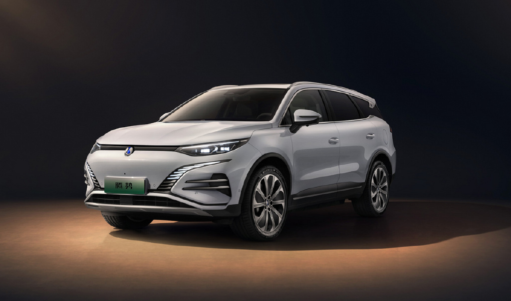 32万元左右的腾势N8会抢DM-p版的唐和护卫舰07奶酪吗？-新浪汽车