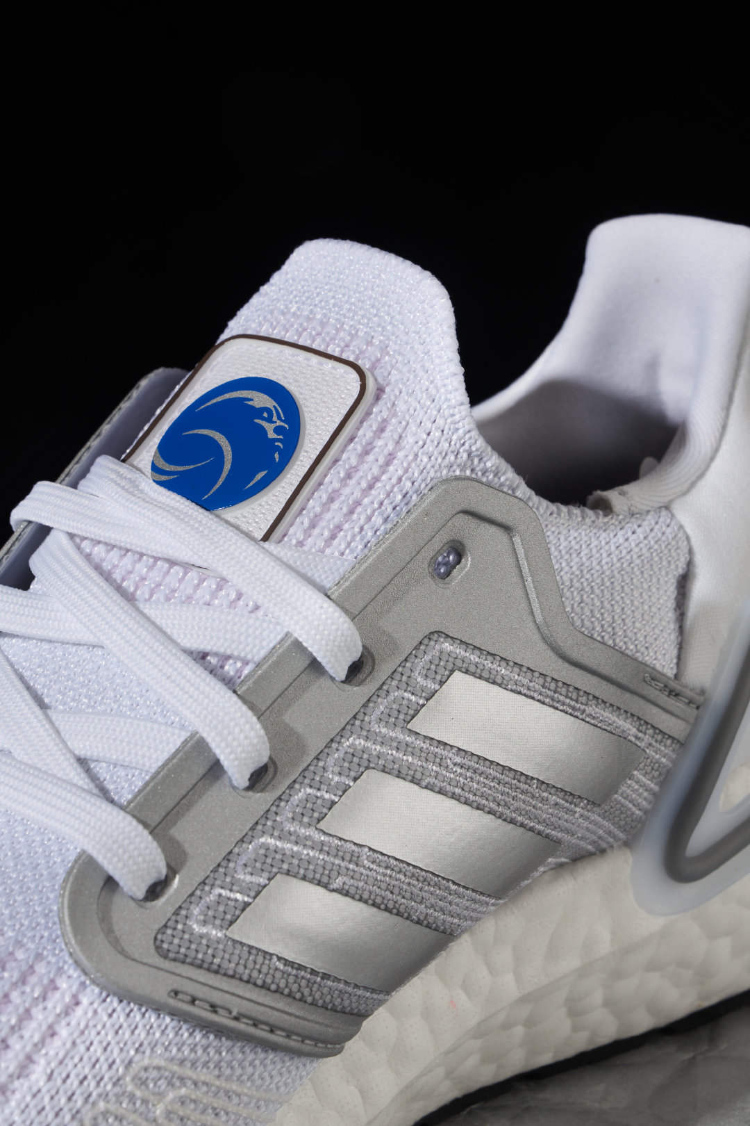 adidas携手NASA“阿尔忒弥斯”计划探索人类在太空条件下的身体极限